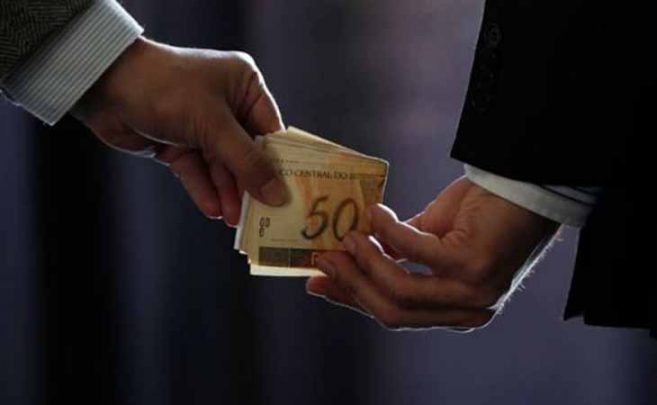 Percepção de corrupção avança no Brasil