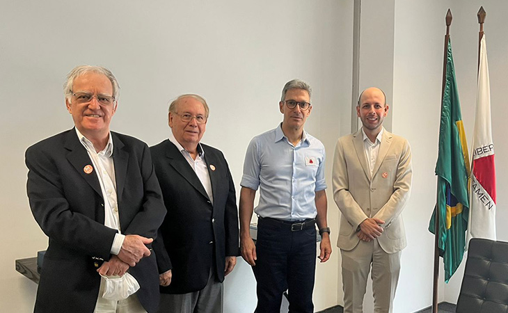 Dirigentes da FDG convidam Romeu Zema para os 25 anos da fundação