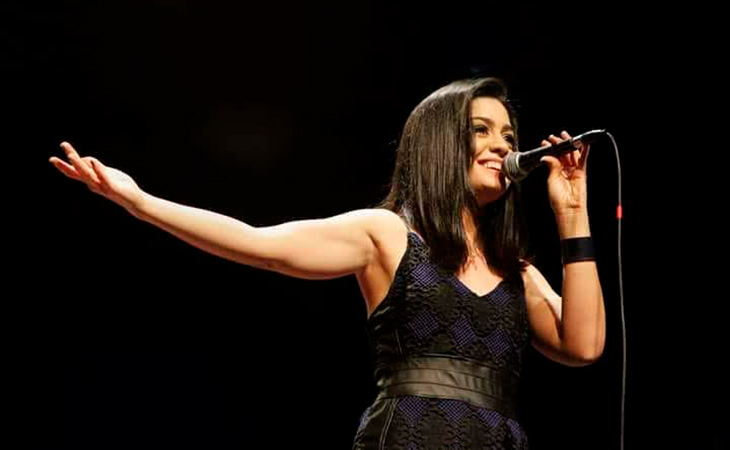 Cantoras Luiza Lara e Thamiris Cunha são atrações no Memorial Vale