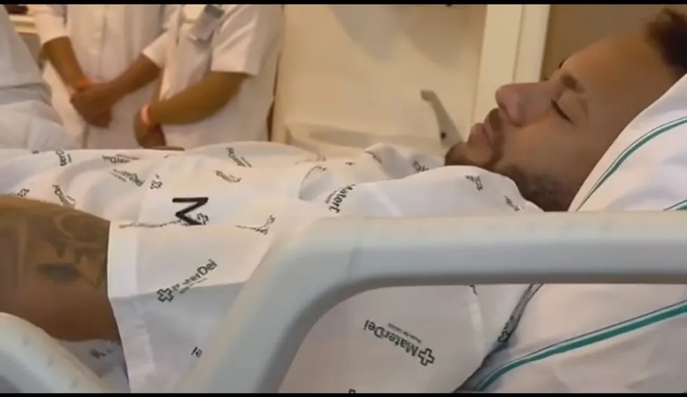 Cirurgia de Neymar foi bem-sucedida Cirurgia de Neymar foi bem-sucedida